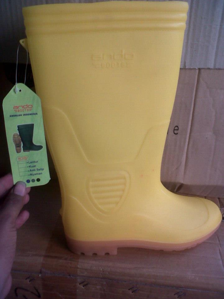 grosir sepatu boot air: Sepatu Boot Ando Kuning