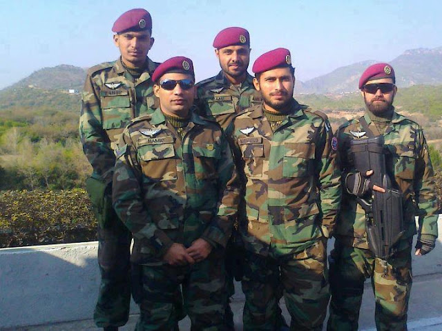 Pakistan Army Commandos In Nice Mood - All About Pakistan Army, Air ...