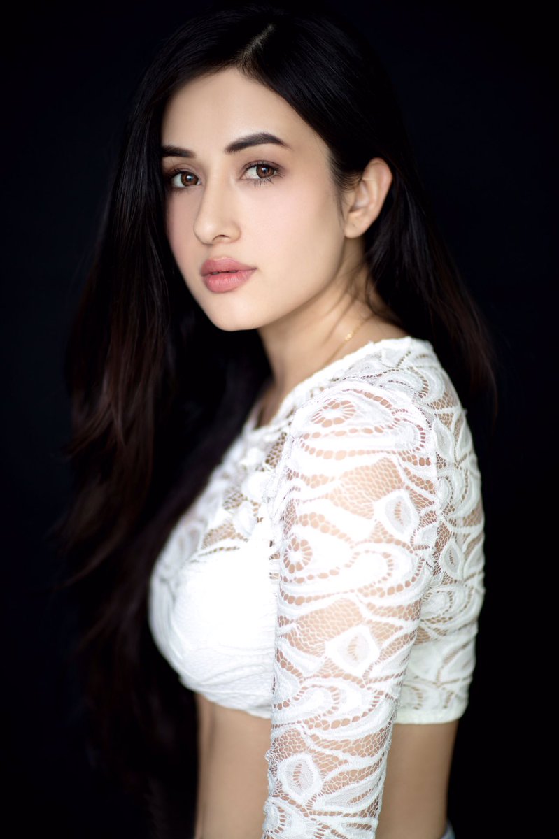 Aditi Budhathoki Facts, Age, Wiki, Biography, Height, Weight, Affairs ...