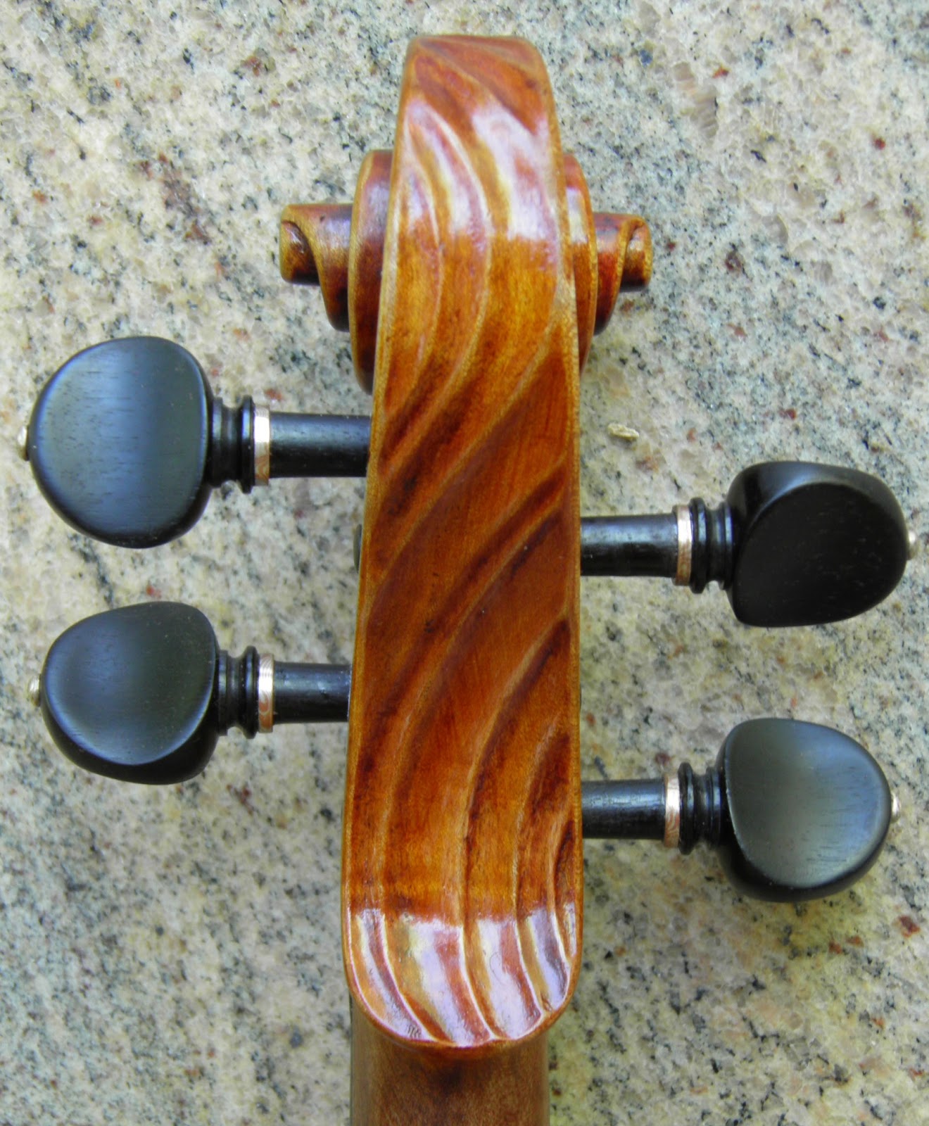 Anne's World: A Violin Making Blog