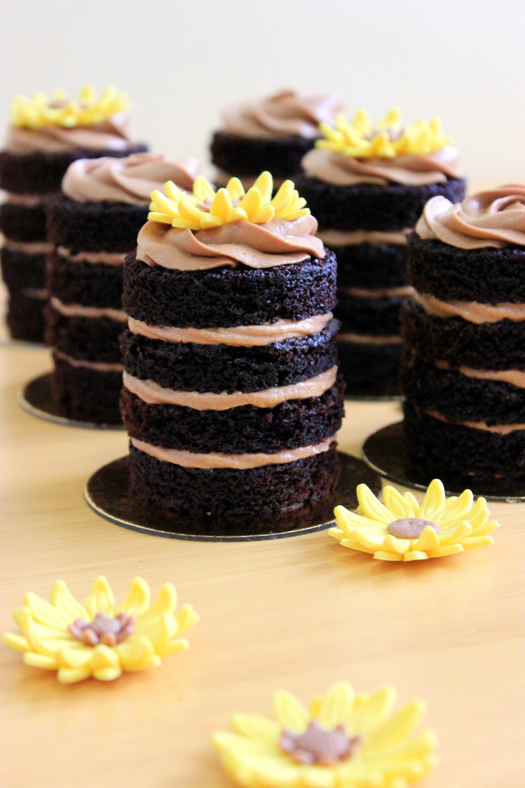 Kiara`s cakes: Tartas individuales de chocolate / Individual chocolate cake