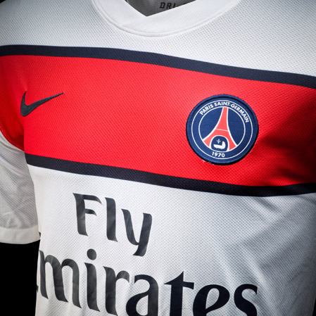 Maillot PSG 2011-2012 exterieur ~ Maillots de foot