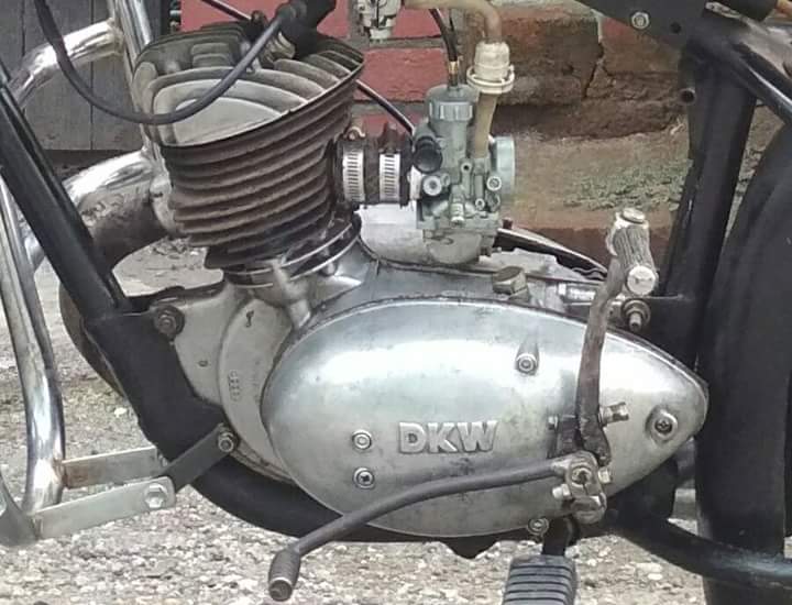 Dijual Motor Tua dkw union 125cc - LAPAK MOBIL DAN MOTOR BEKAS