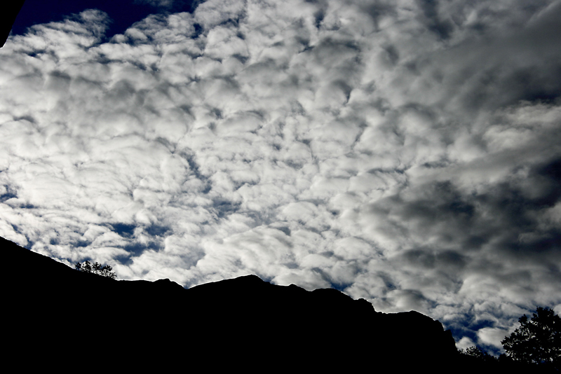 Belén Menéndez Solar: IDENTIFICACION DE NUBES: 02 Estratocúmulos