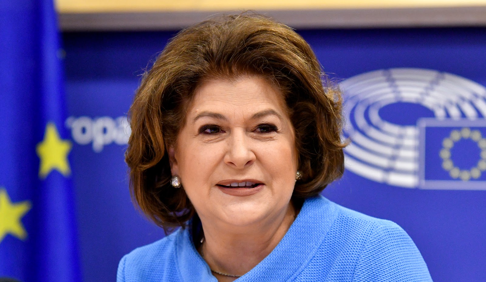 Similarities/Asemănări: August 2019