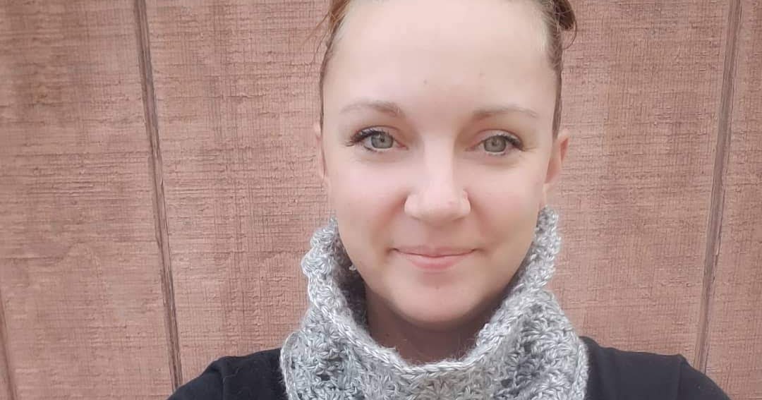 5 Knots North: The "Miss Shell Cowl"