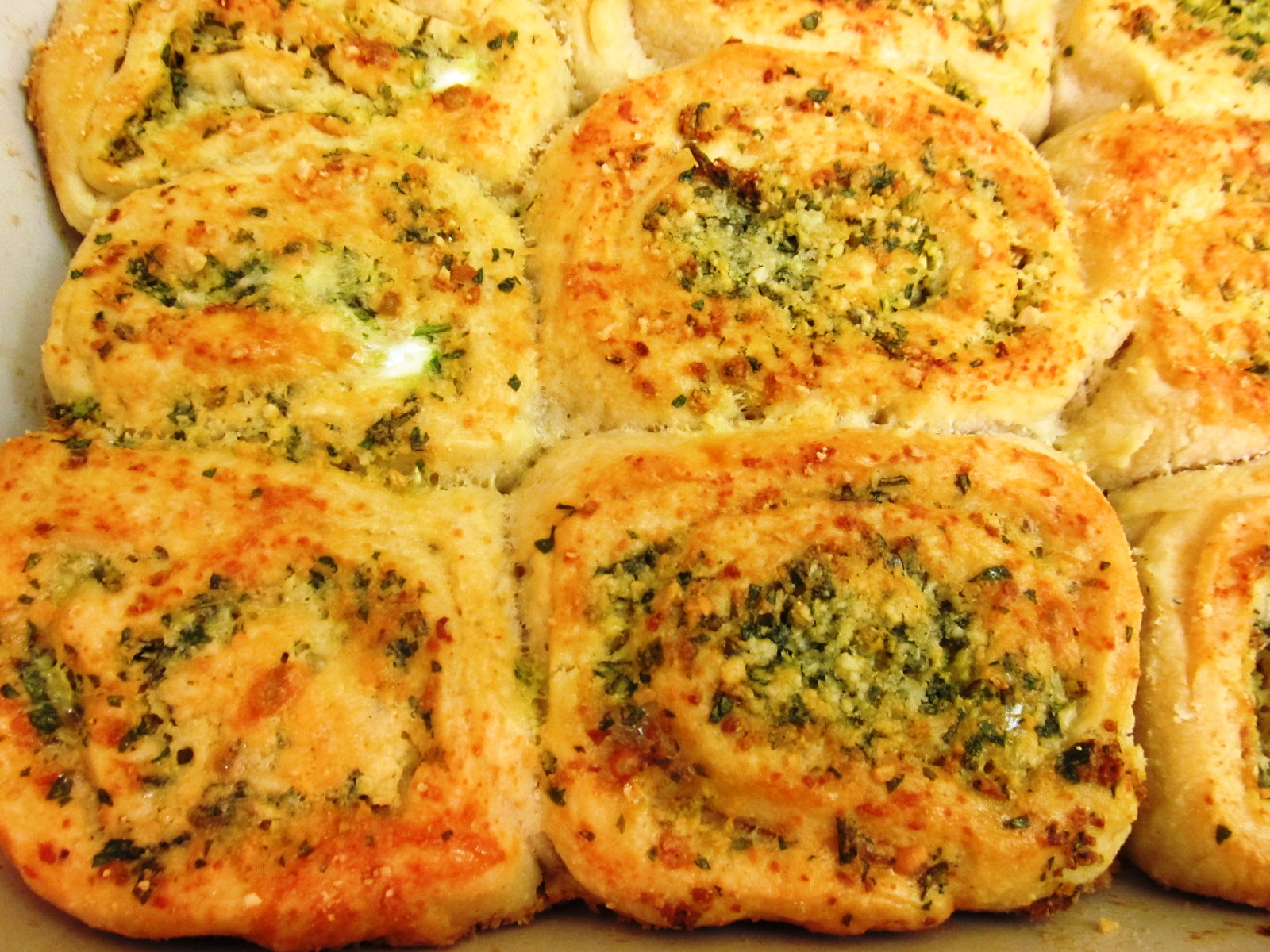 Food and Thrift: Homemade Garlic Rolls, and Conversions!