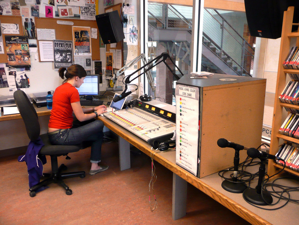 Barers of Maple Valley: Old Walla Walla Radio Remembered Part 29--The ...