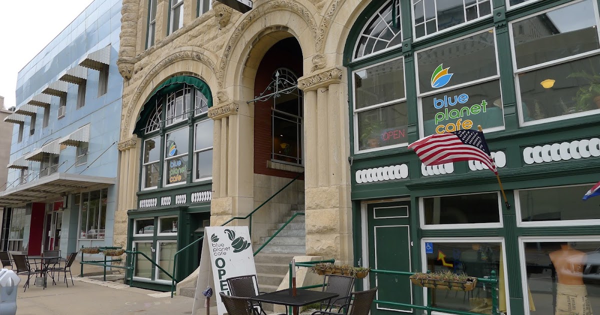 The Healthy Vegans: Blue Planet Topeka Kansas :: Road Trip Finds