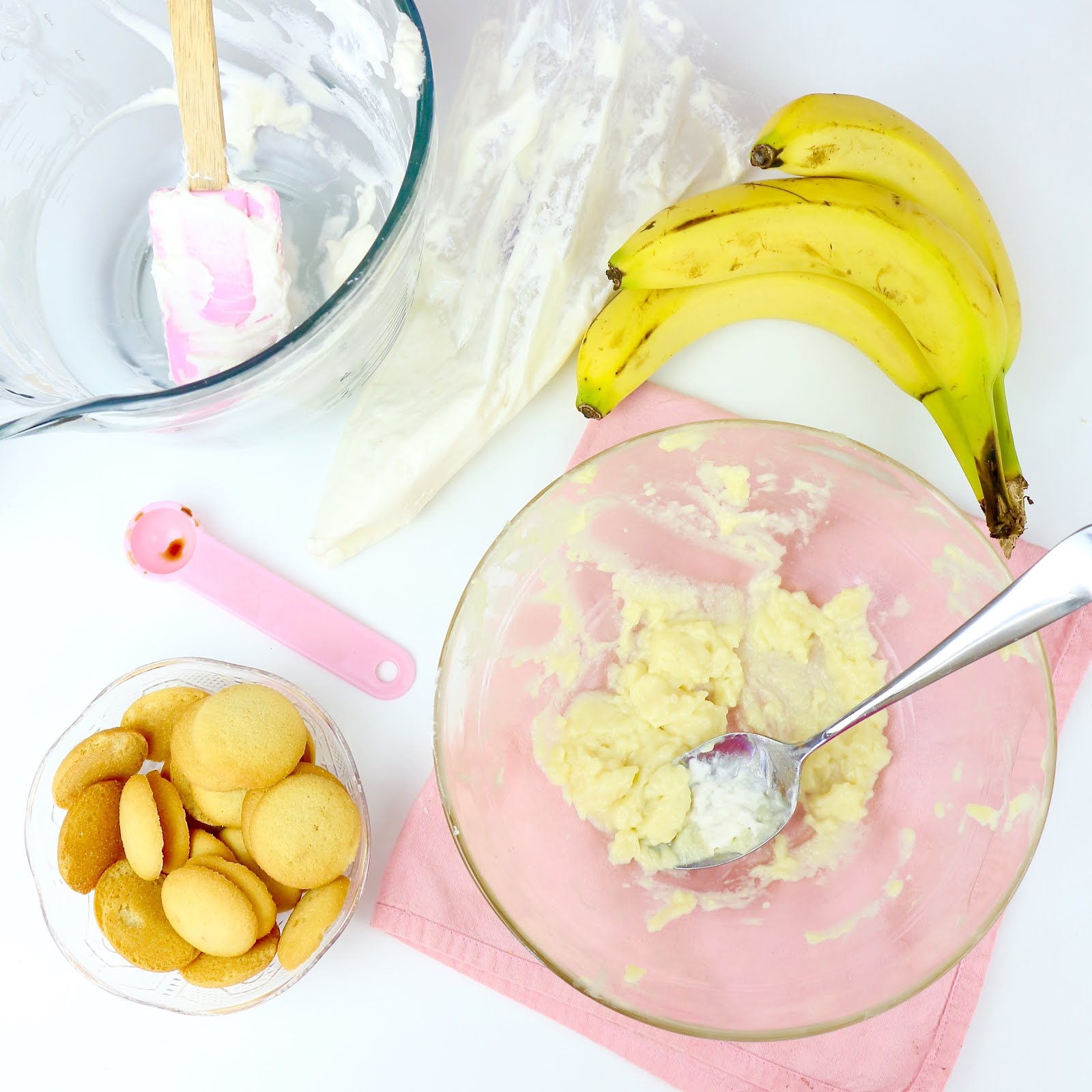 {VIDEO} Mini Banana Pudding Cups - The Lindsay Ann