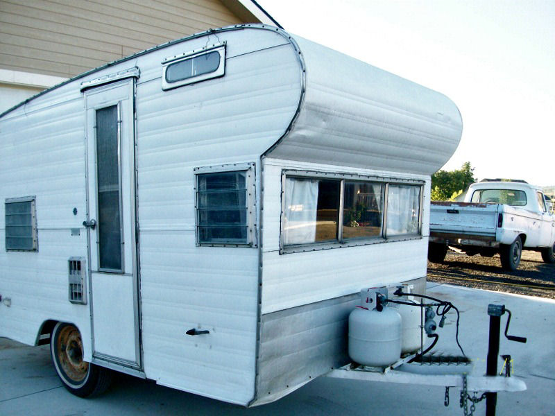My Vintage Trailer - A Tour Before the Renovation - Little Vintage Cottage