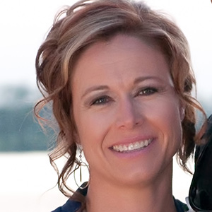 This Redhead LOVES Books