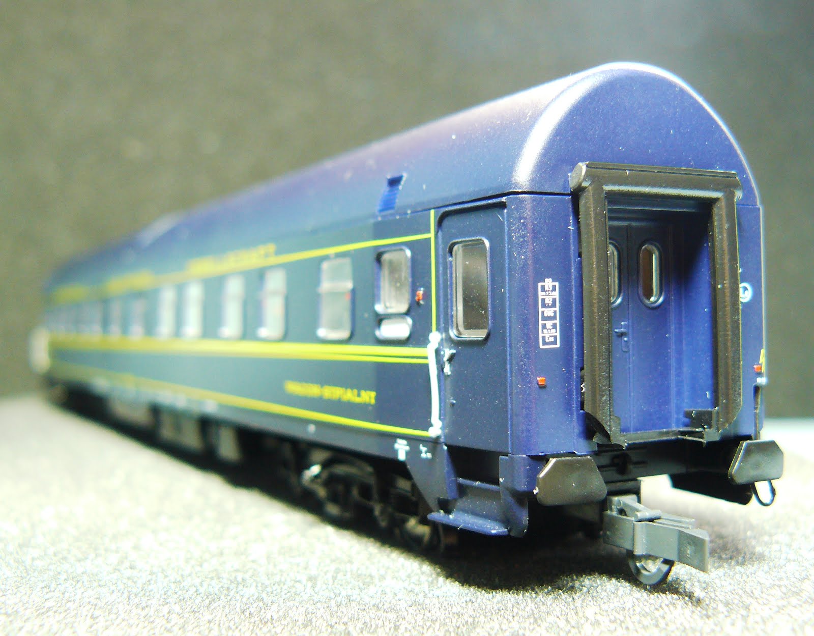 Articulos en Venta en Ebay: Coche cama UH DB 4601 Roco 44839