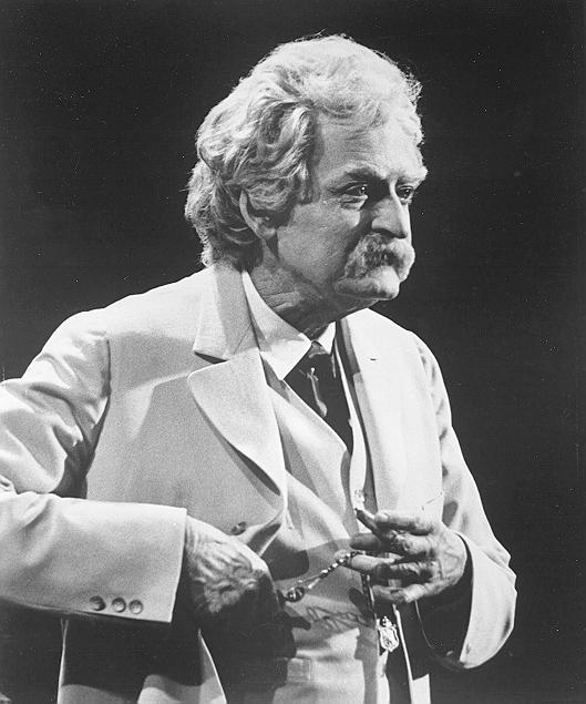 Paul Davis On Crime: Actor Hal Holbrook To Be Honored At Mark Twain Museum