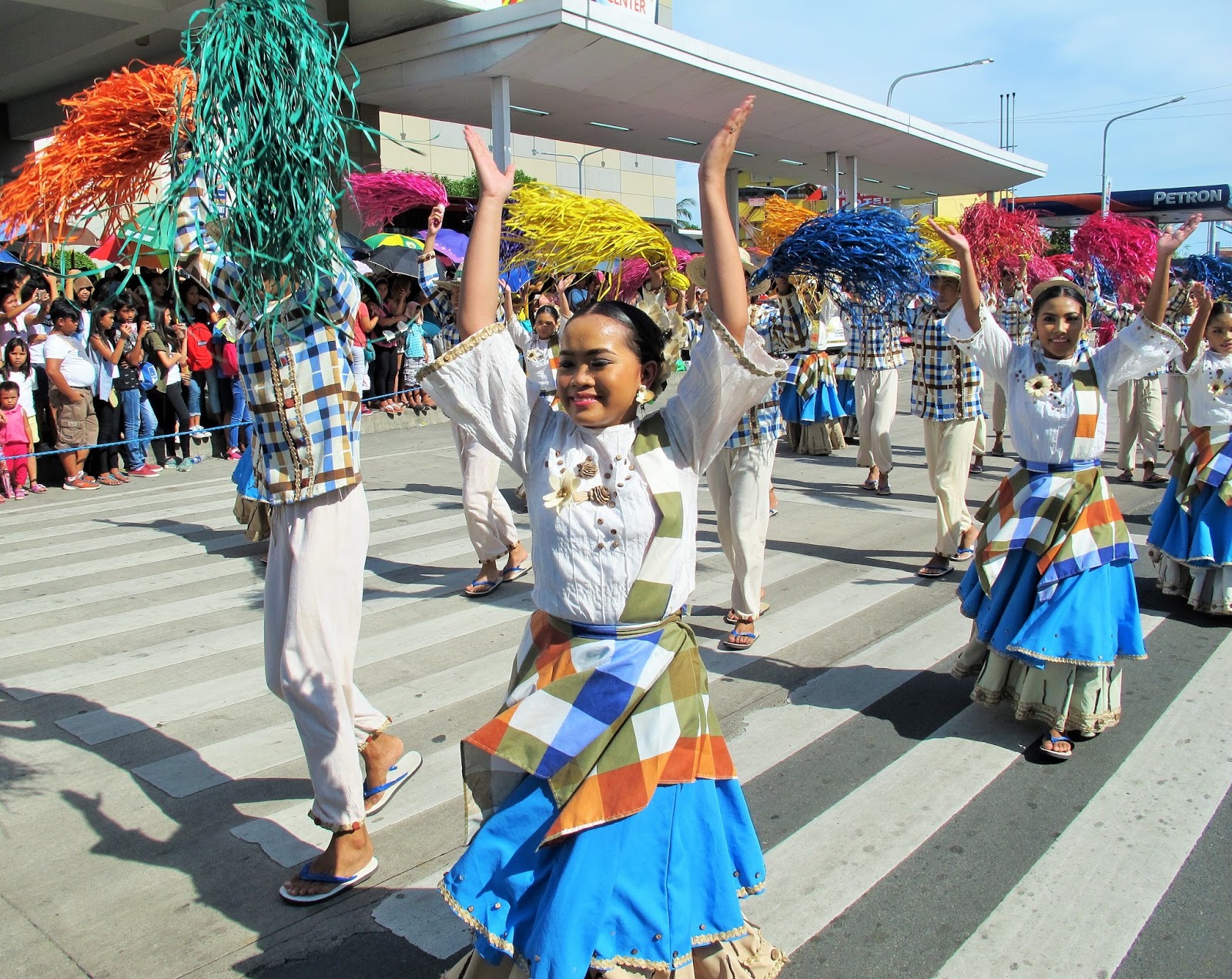 Gridcrosser: Coconut Creativity: Spectacles and Festivity at Quezon’s ...