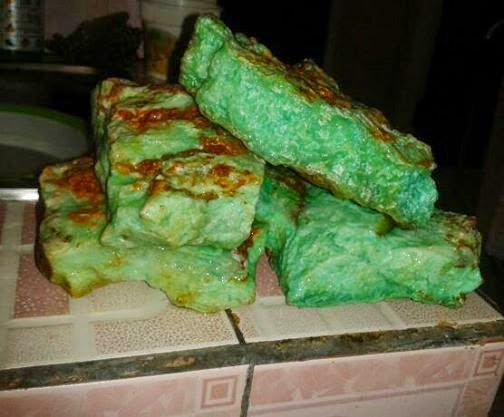 Batu Bacan Buli - Halmahera: Batu Bacan Buli Halmahera Timur ( Ungu ...