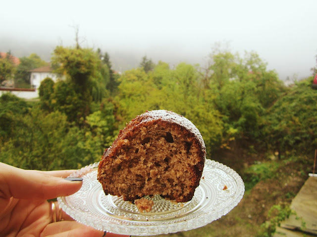 Easy Sunday Cake - Sallure