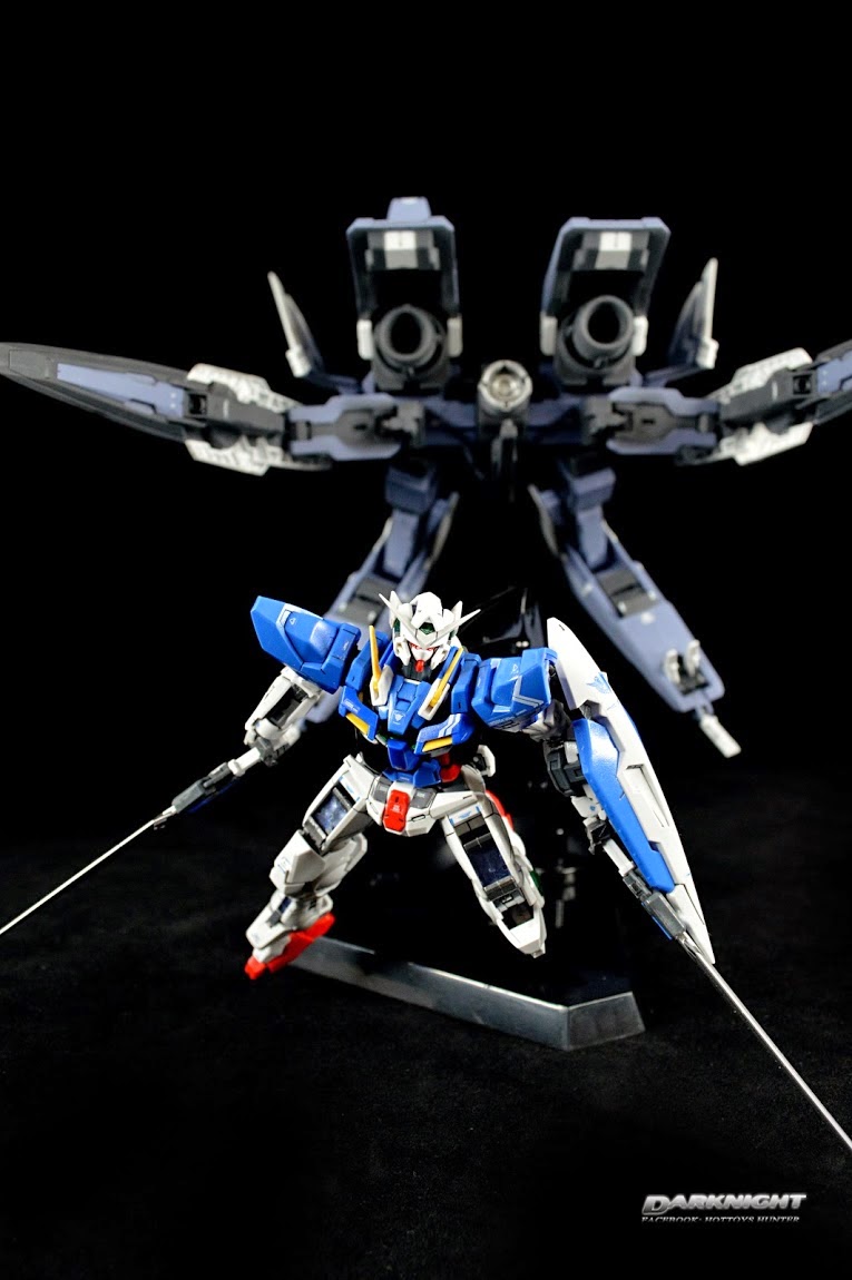 RG 1/144 Gundam Exia + HG 1/144 GN Arms Type E Real Colors Photography ...