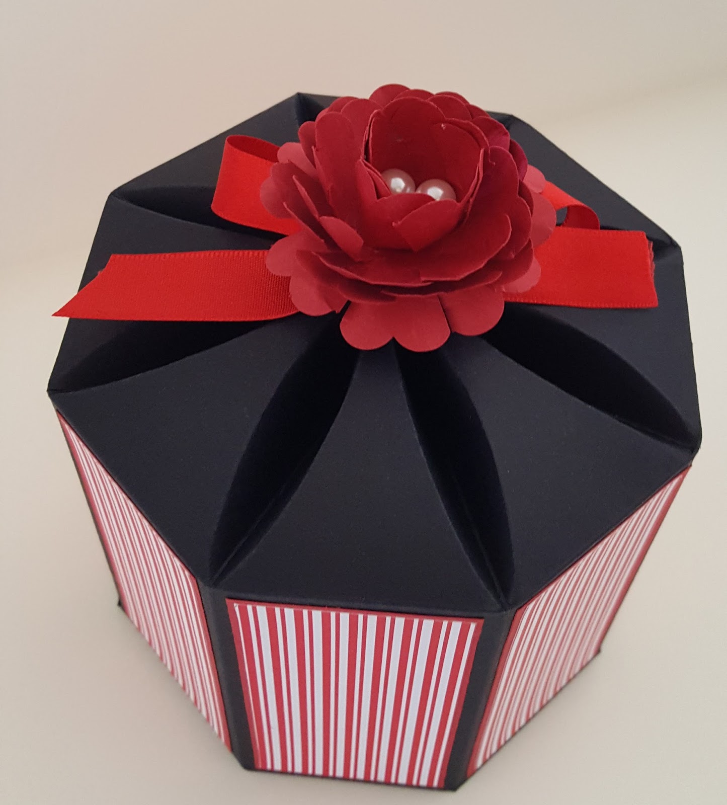 ArtandChoco: Large Octogonal Box (Panettone box) | ギフトボックスのテンプレート, 手作りの ...