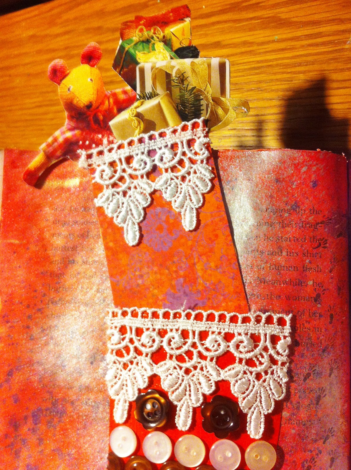 Paulaexuk’s Blog: Altered Book Lesson 11 and 12 - Pockets and Folded Pages