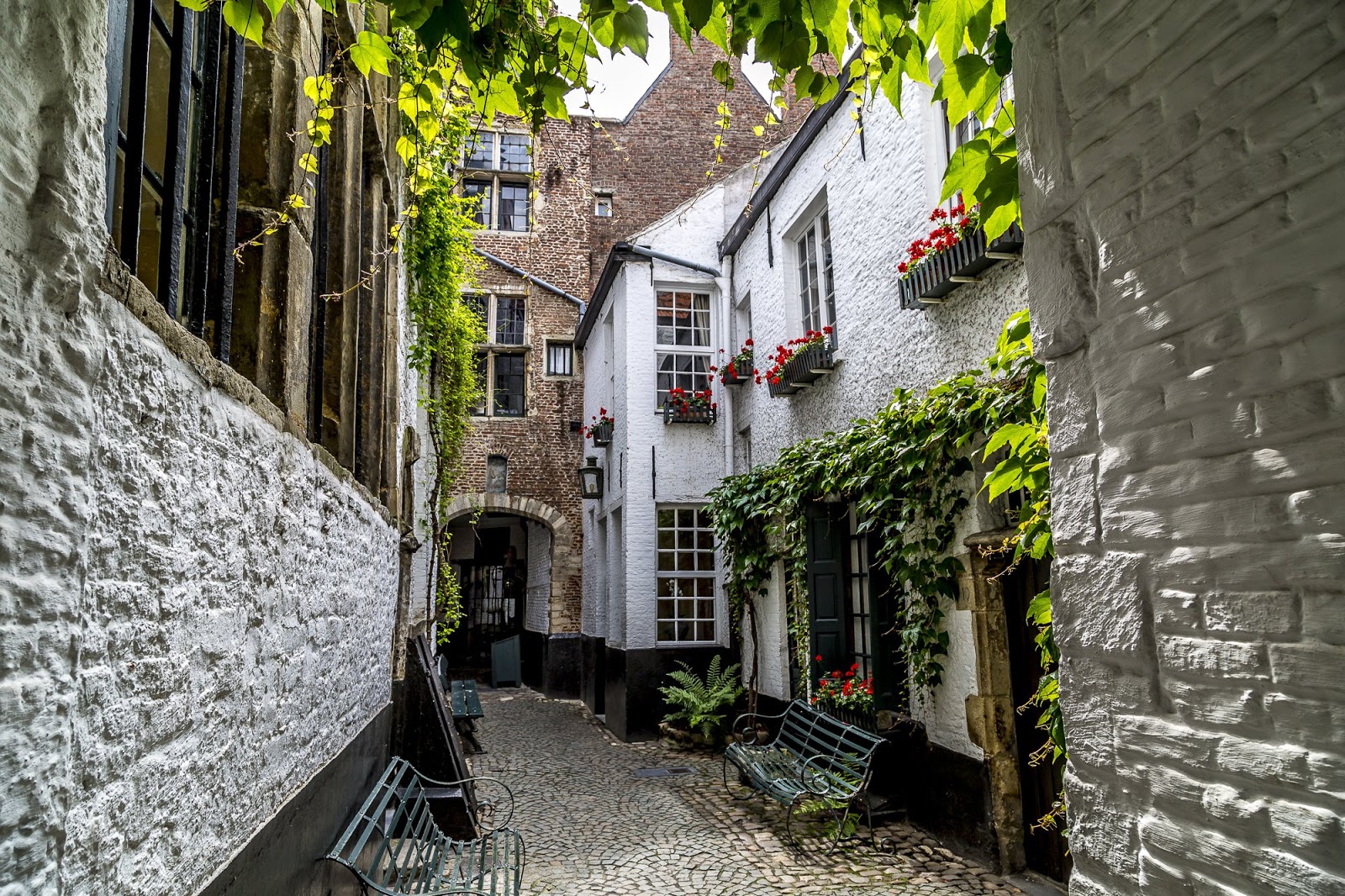 Amazing Belgium: A Secret Medieval Street In Antwerp