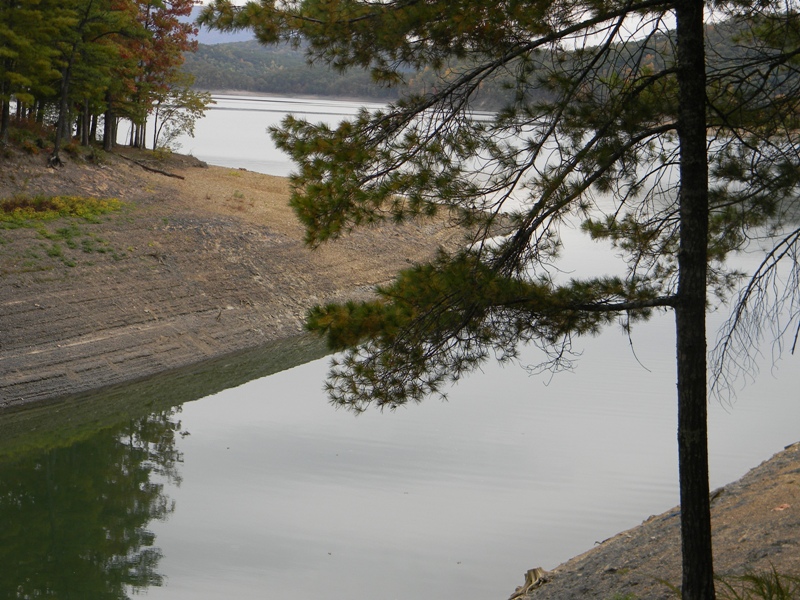 SWAC Girl: The fall colors of Lake Moomaw