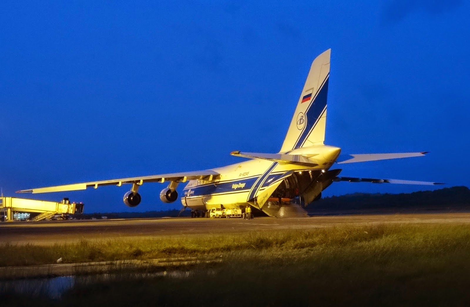 MSG-4 Launch Campaign: (C2) Unloading and transport from Cayenne ...