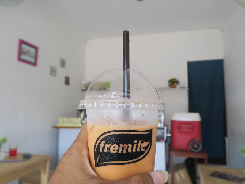 Cerita Akhir Pekan: Fremilt, Thai Tea Murah Yang Menyegarkan Harimu
