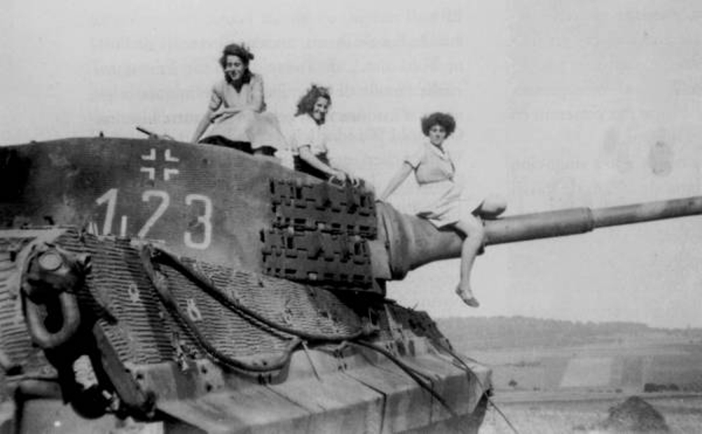 Old Photos of Women Posing With Tanks ~ Vintage Everyday