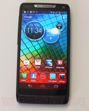 Photos: Motorola Unveils 2GHz Intel-Powered RAZRi - The Technology Zone