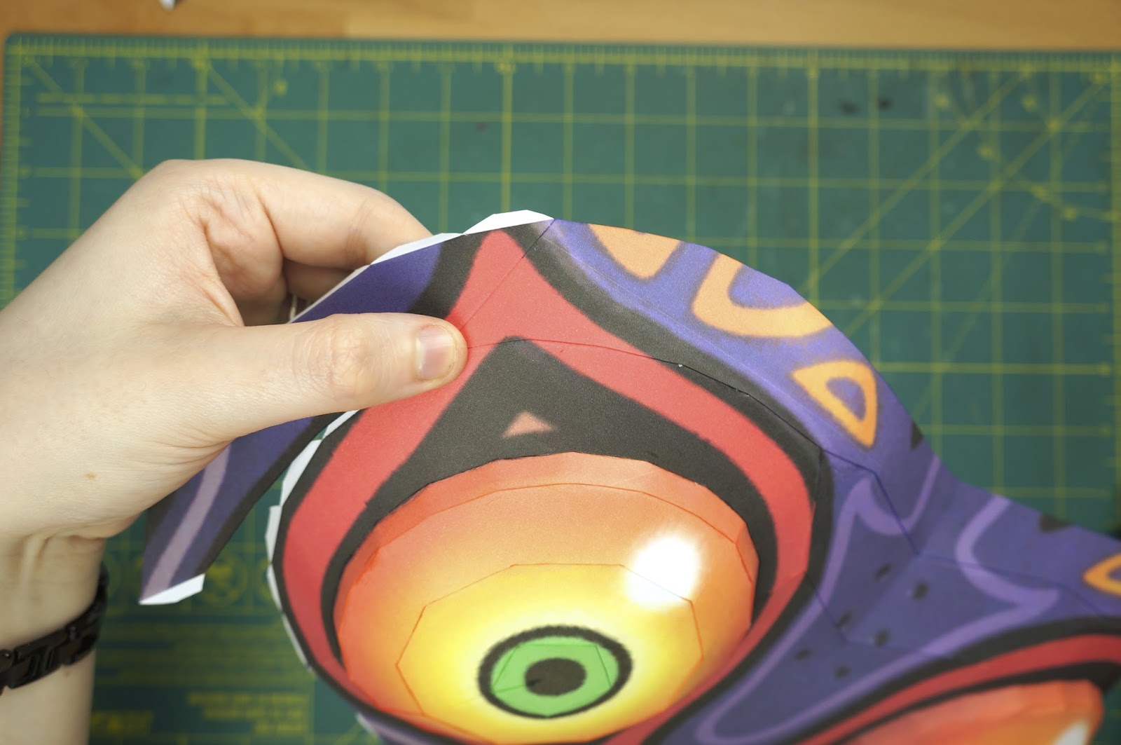 Otaku Crafts: Life Size Majora's Mask Papercraft