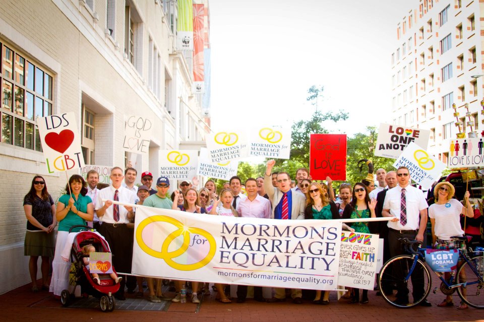 teabelly: mormon pride! aka: I LOVE A PARADE!!