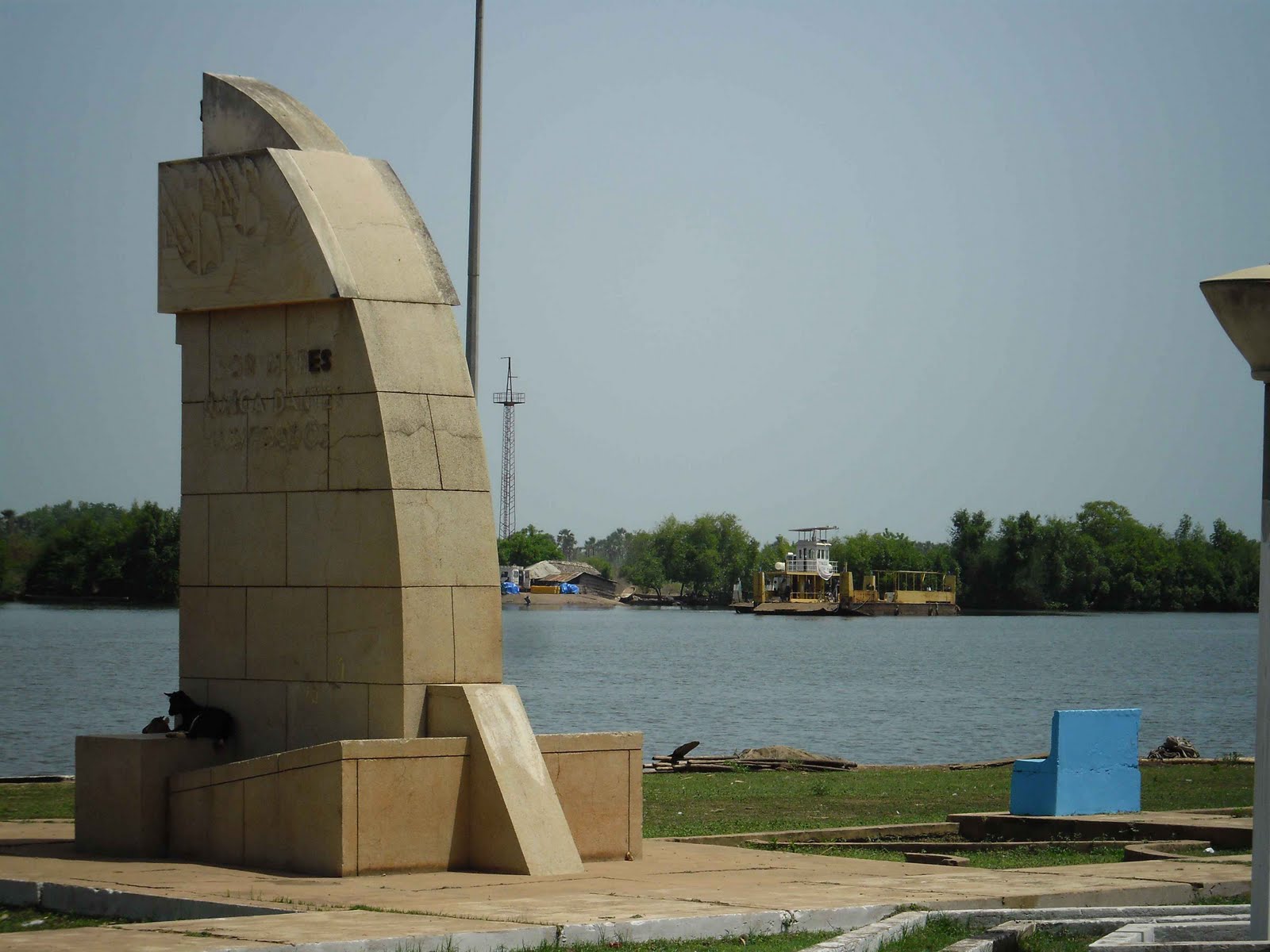 Em Terras Distantes: Farim