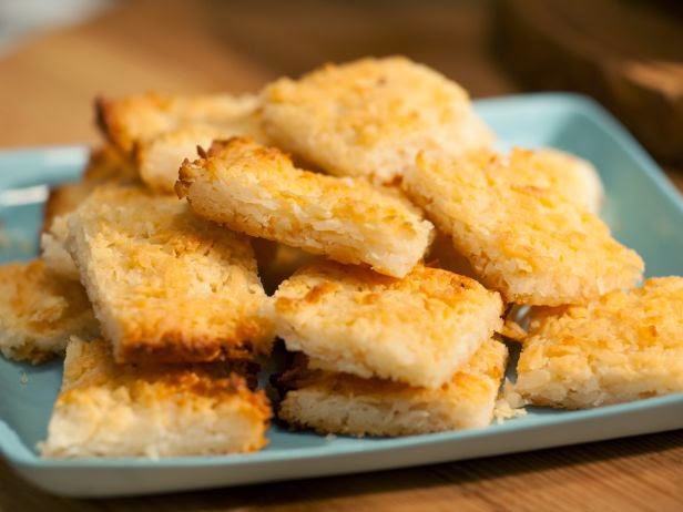 Gina's Italian Kitchen: Cocada . . . Easy Coconut Bark