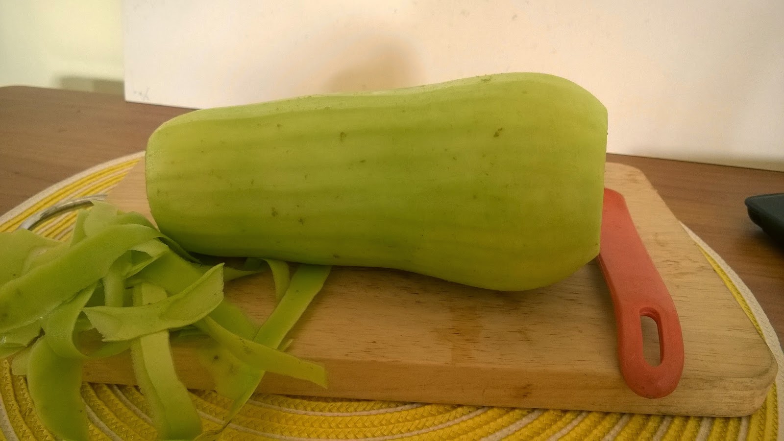 Simply Cooking and Health: Calabash Soup - Bottle Gourd Soup