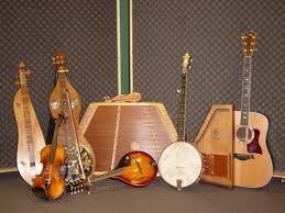 Year 13 Media Studies: Conventions of a Folk/Rock music video