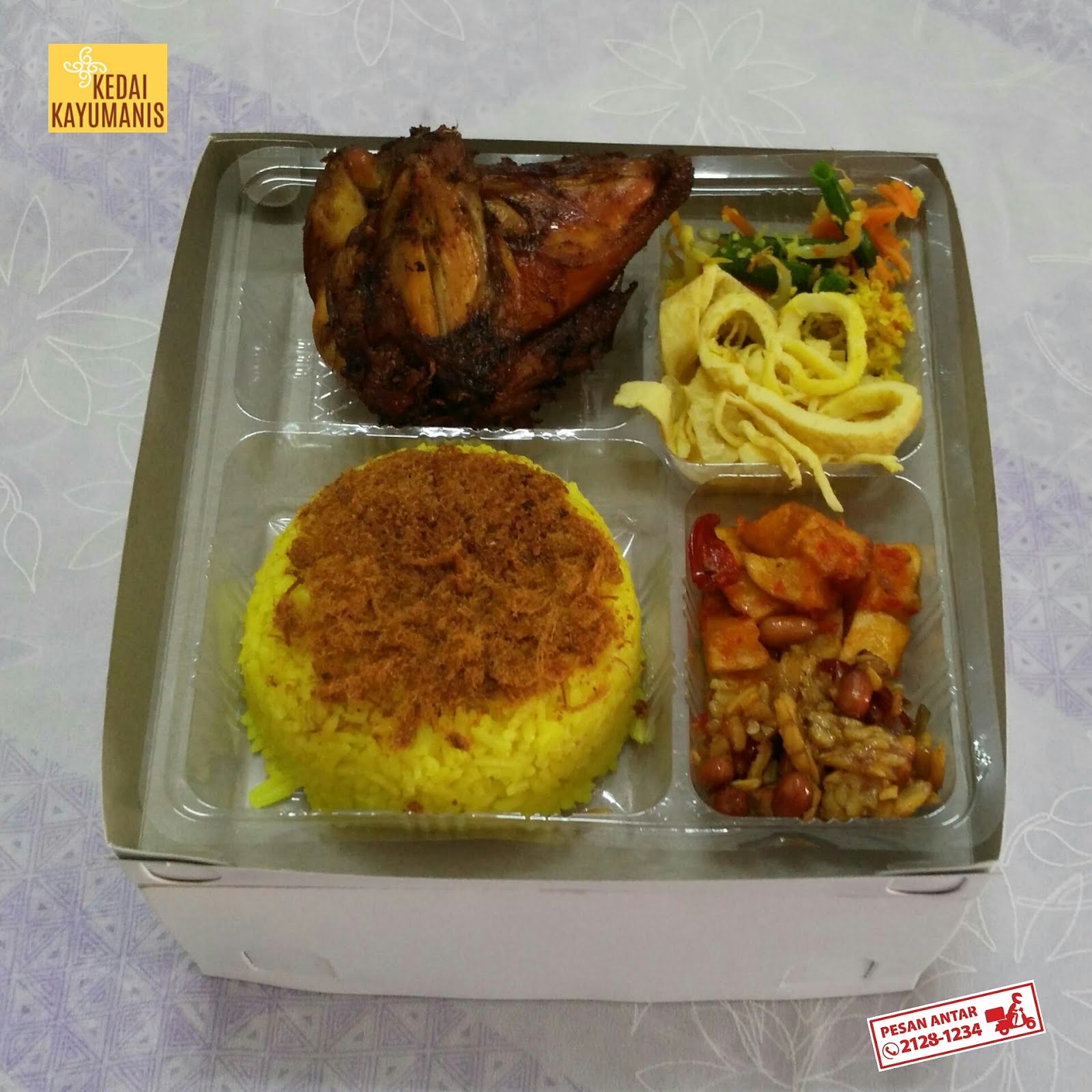 Kedai KayuManis: Nasi Kuning Ayam Kalasan Menu Buka Puasa