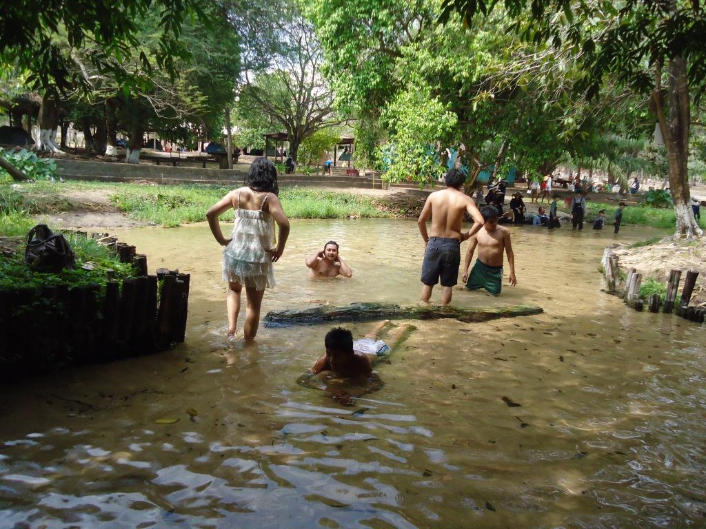Roboré es Turismo: LOS HERVORES, AGUAS CALIENTES. MÁS DE 30 GRADOS ...