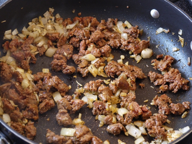 Clockwatching Tart: Fusilli with Lamb Sausage Ragout