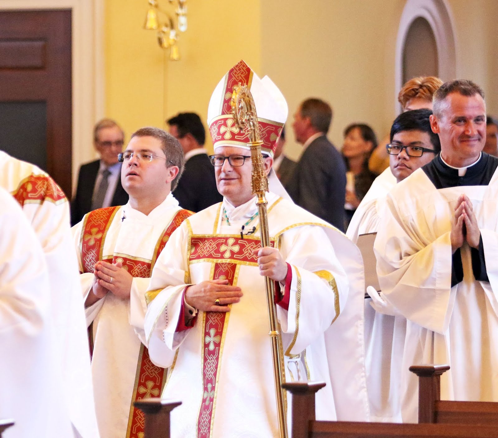 southern orders: THIS IS TRULY UNBELIEVABLE, A JESUIT BISHOP WEARS ...