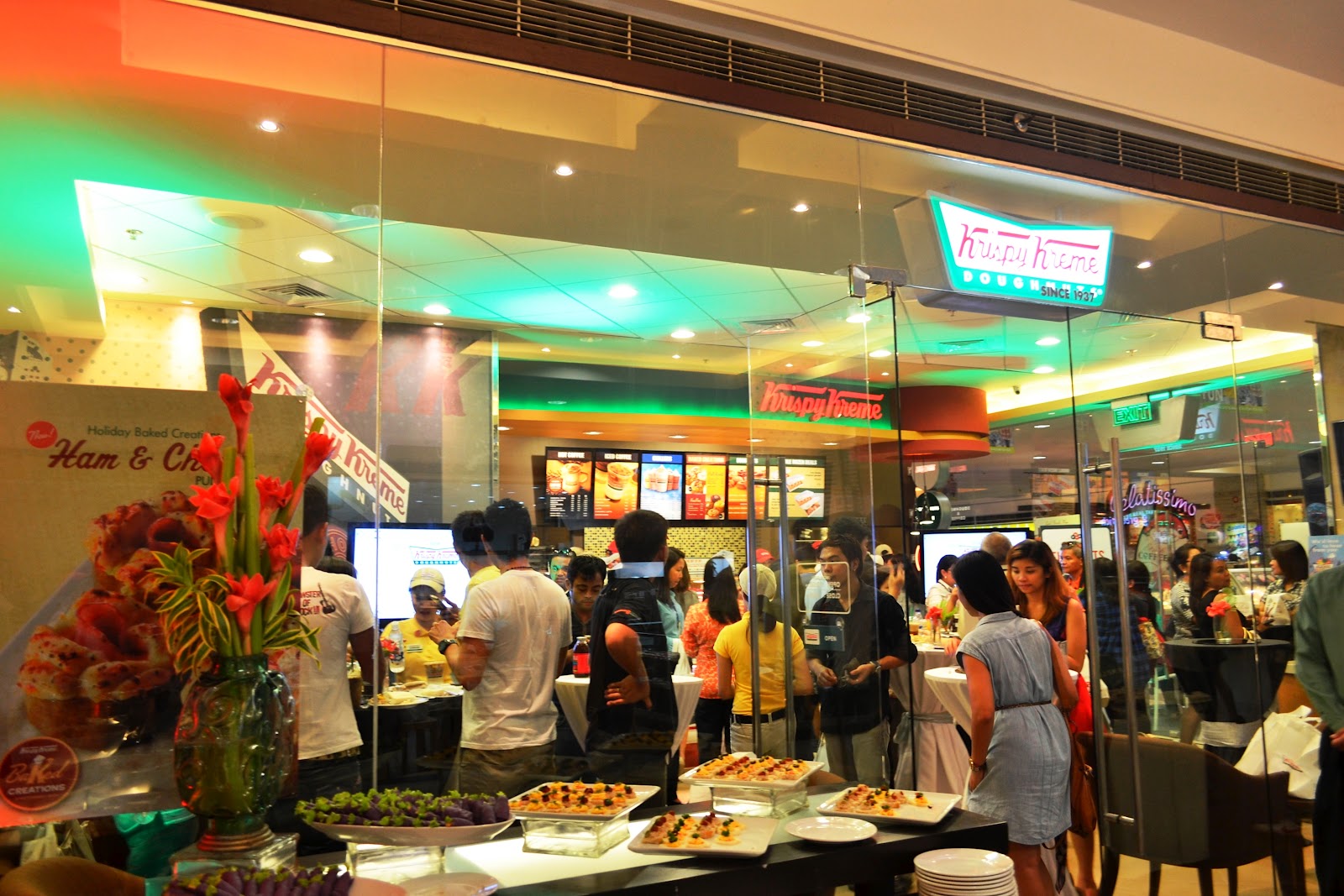 Krispy Kreme is now in SM City Cebu - !Blog Cebu
