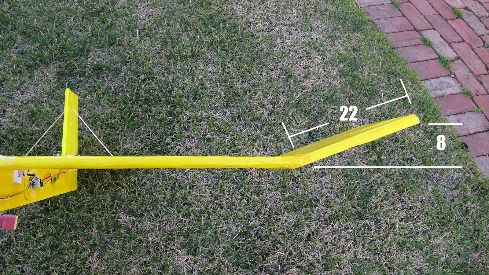 Newton Airlines: The Boxler - Packing box plane