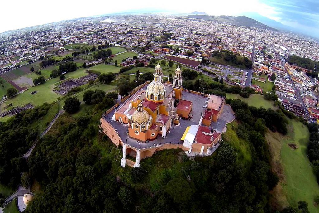 Colaboraciones y Poemas de Enrique Cervantes Ramirez: Cholula, sede de ...