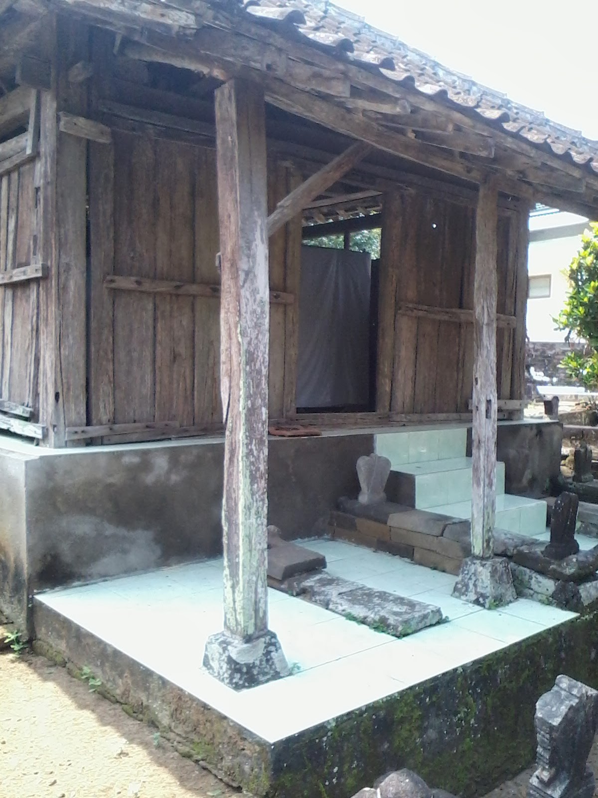 PERJALANAN SPIRITUAL: KYAI MOJO