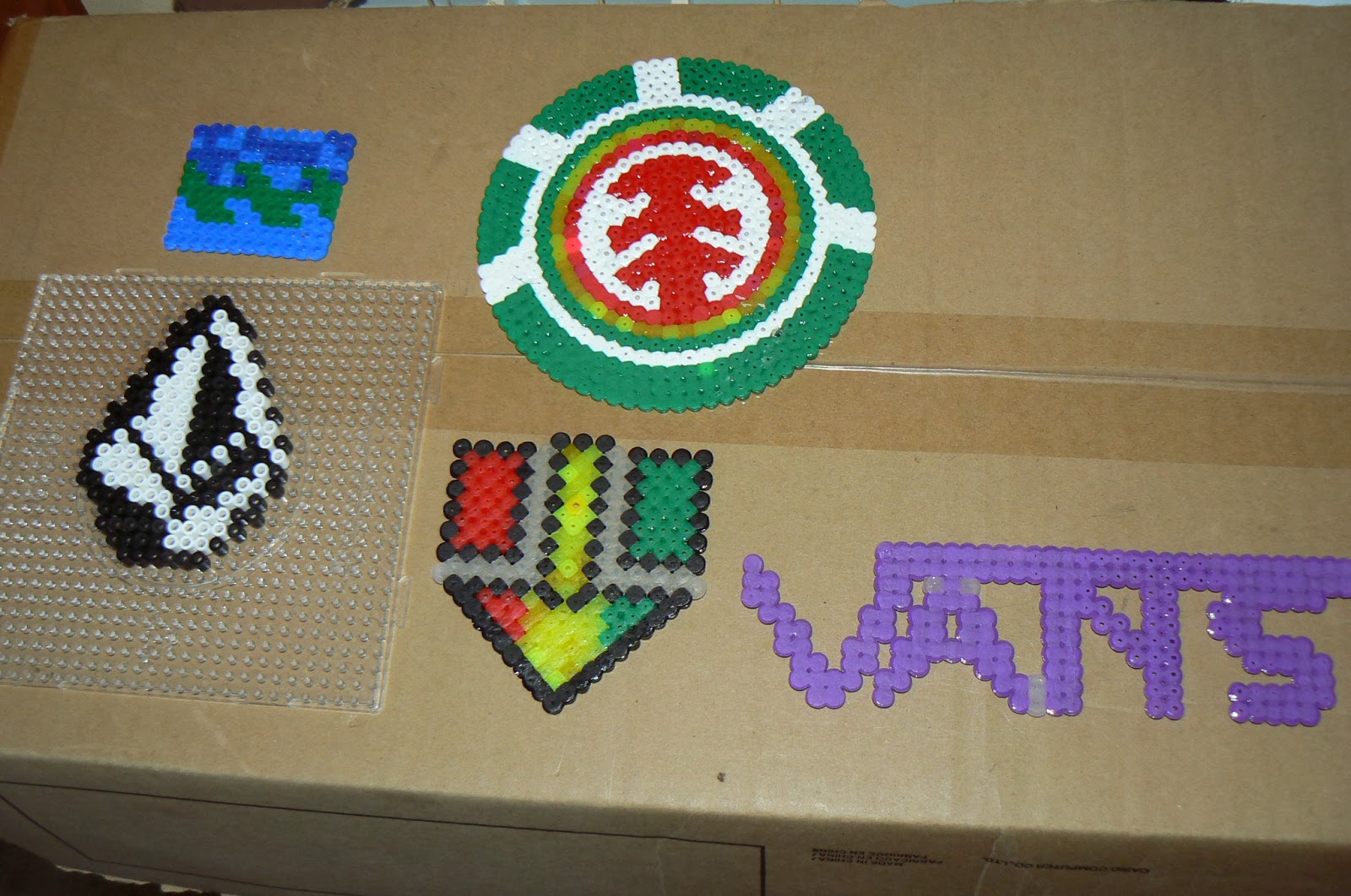 Orca: observar, recordar, crecer y aprender: Logos con Perlas Hama