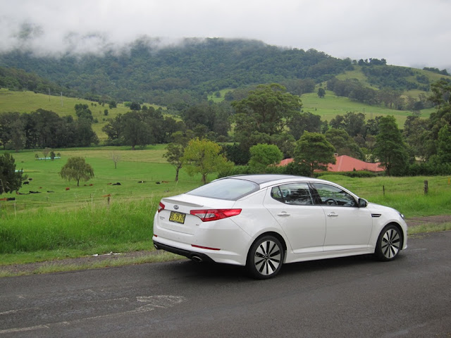 drivingandlife: Optimal Package: Kia's Optima
