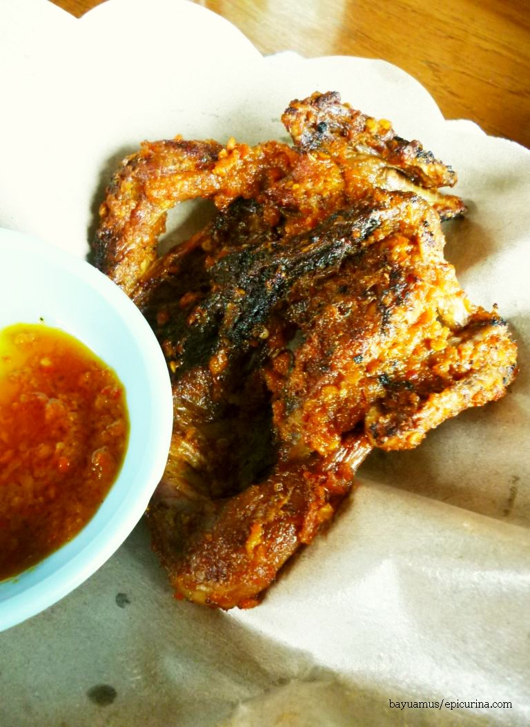 Epicurina - Bali Food Adventure Blog: Ayam Taliwang As Sidiq, Bedugul, Bali