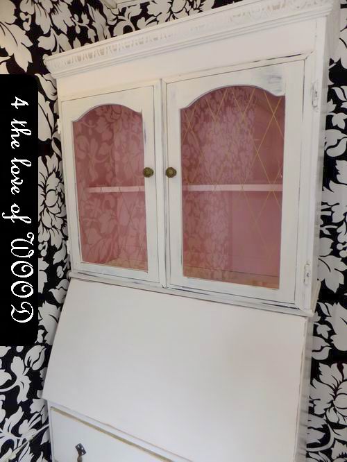 4 the love of wood: SHE'S A PRETTY SECRETARY - pink and white desk