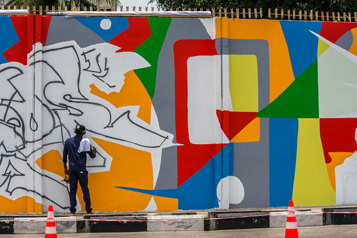 Lagos gets a new make over from Graffiti Artist, Osa Seven!