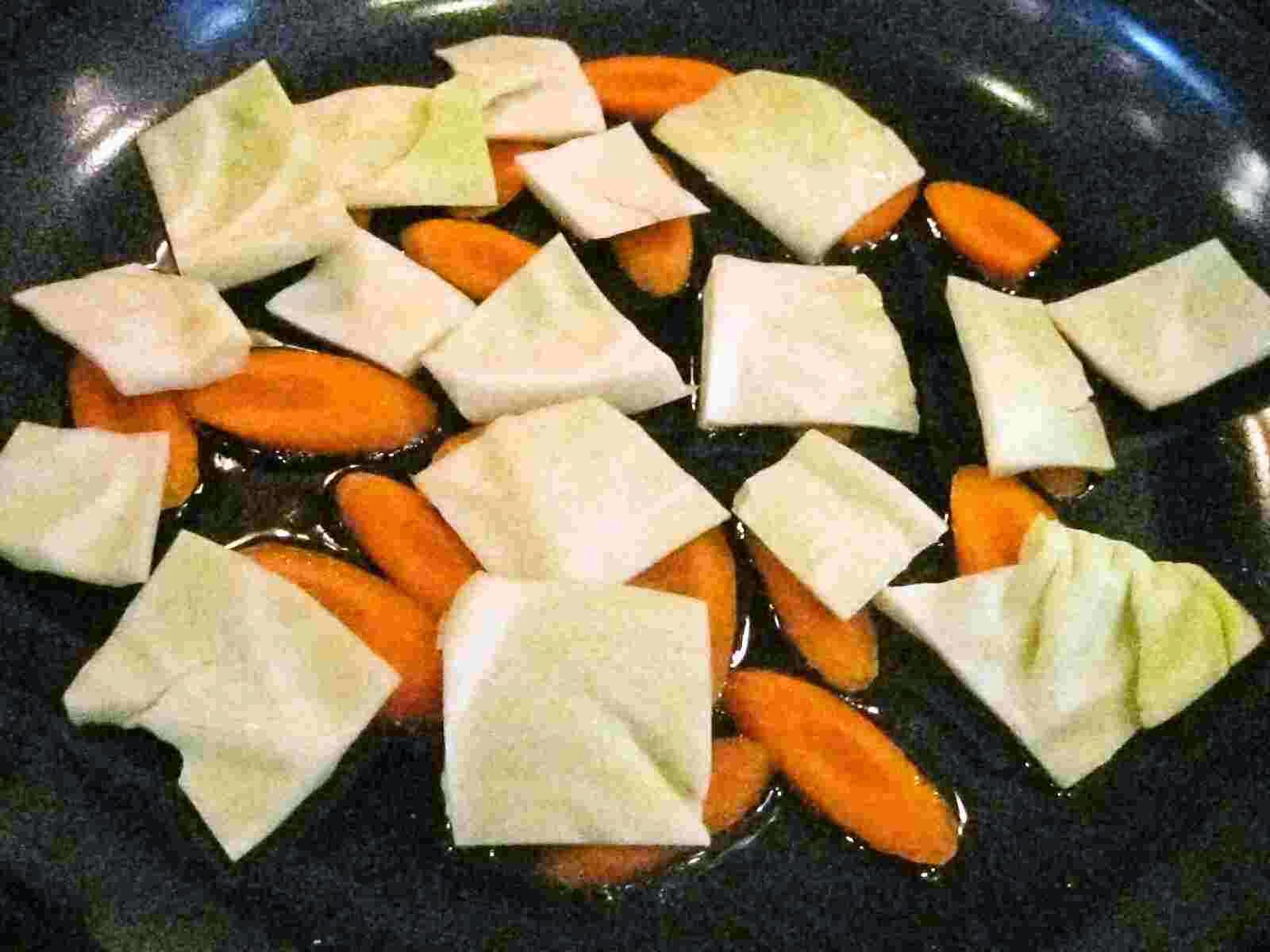 Recipes for Tom: Kiriboshi-daikon to itokon iri yasai yakisoba ...